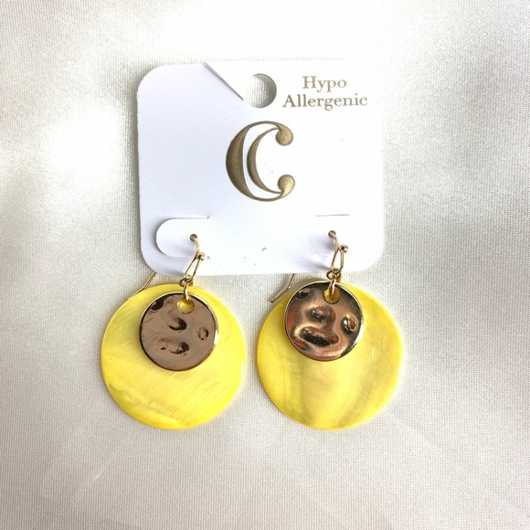 Charming Charlie | Jewelry | Newcharming Charlie Yellow And Gold ...